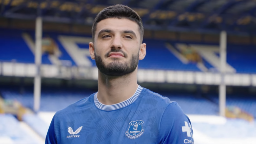 Armando Broja injury update emerges ahead of Everton v Brentford - It's ...